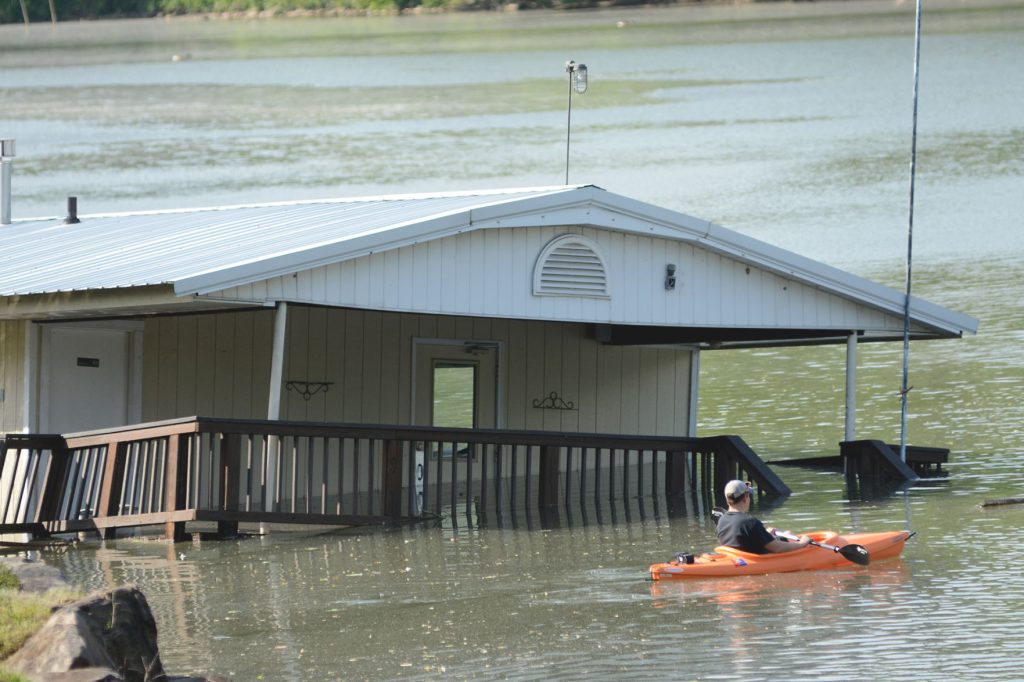 Memories underwater after California Boat Club sinks - Herald-Standard